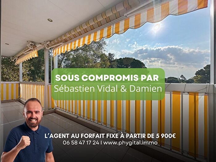 Appartement à vendre - Antibes, Antibes-les-Pins, Trianon, Le Fournel, Peyregoue - 3 pièces - 2 chambres