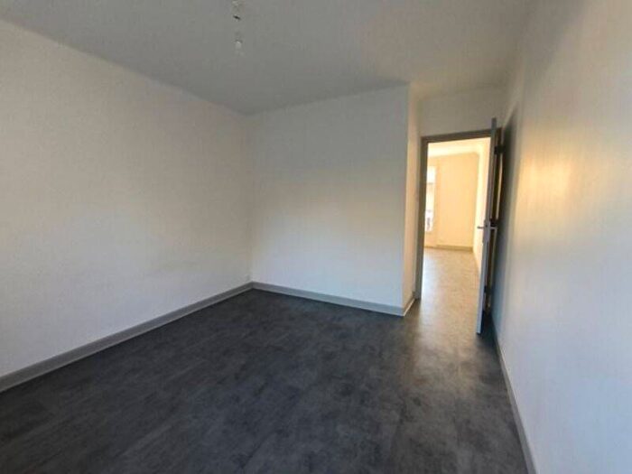 La Roche-Les Flaches, Rive-de-Gier - Appartement 3 pièces à louer