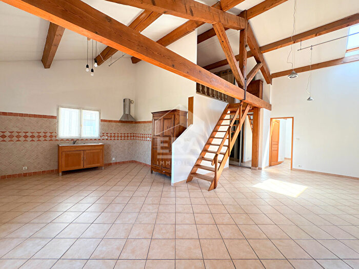 Maison à vendre - Pertuis, Centre-ville, Fours à Chaux, Claret - 5 pièces - 3 chambres