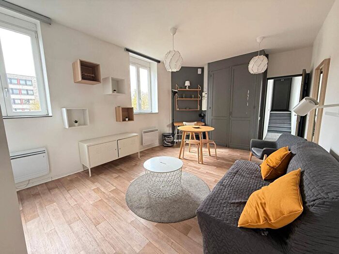 Appartement 2 pièces à Edouard Vaillant-Vauban-Barbieux, Roubaix, à louer