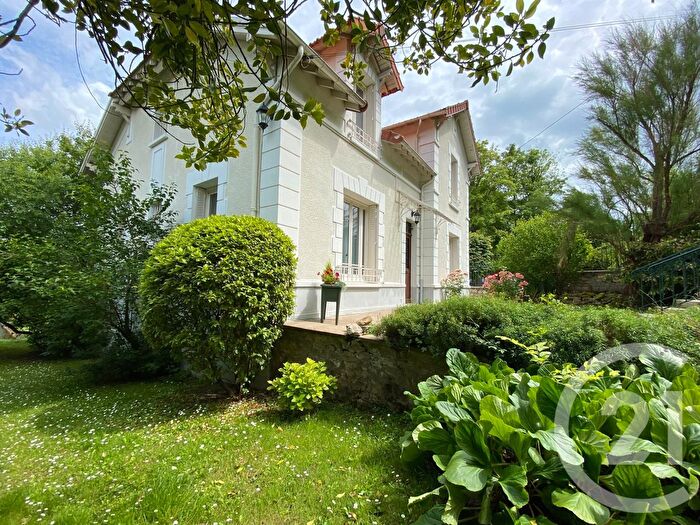 Maison à vendre - Saint-Pierre-lès-Nemours - 7 pièces - 4 chambres