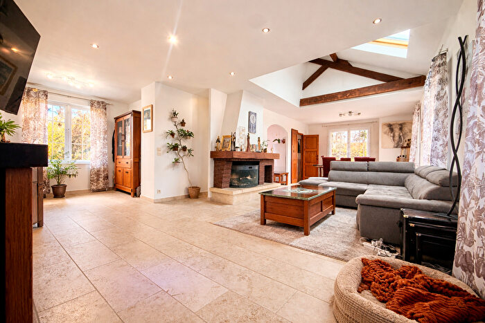 Maison à vendre - Conflans-Sainte-Honorine, Romagné, Renouveau - 7 pièces - 4 chambres