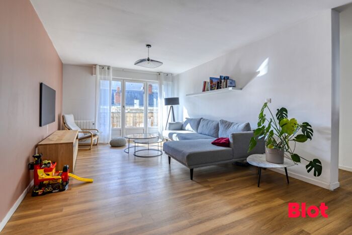 Nantes, Saint-Clément, Jardin des plantes, Caserne Lamoricière : Appartement 4 pièces à vendre