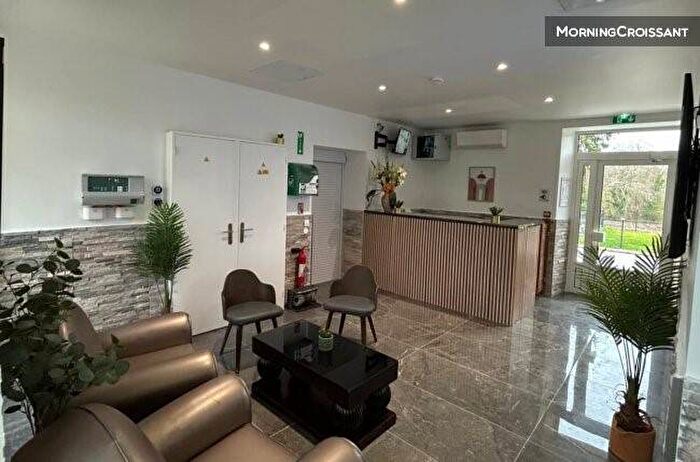 Appartement à louer - Villeneuve-sous-Dammartin - 1 pièce - 14 chambres