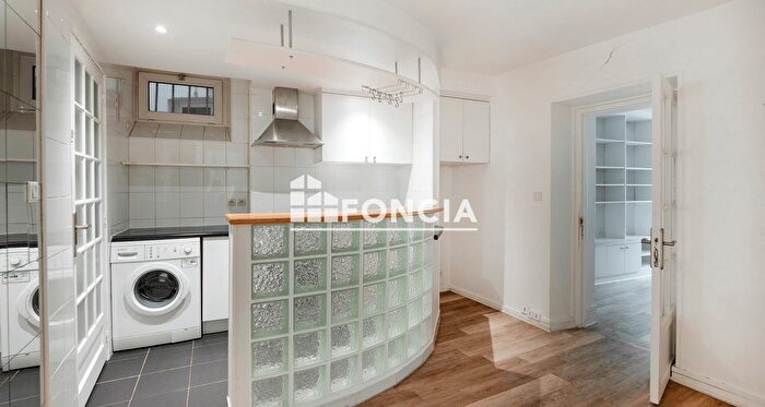 Appartement à vendre - Paris e , Goncourt, Canal Saint-Martin - 2 pièces - 1 chambre