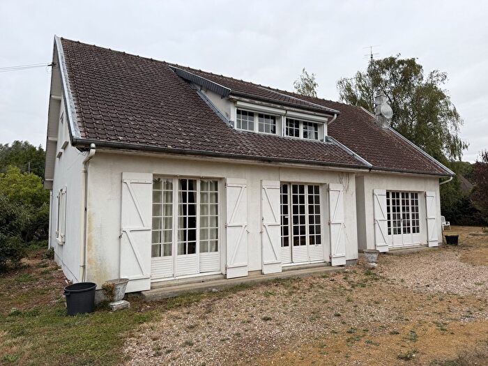 Maison 8 pièces à vendre à Beaumont-le-Roger