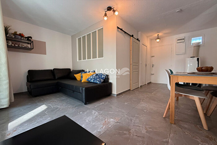 Appartement à louer - Saint-Cyprien - 2 pièces - 1 chambre