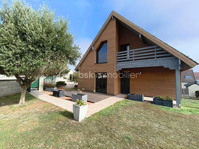 Maison 4 pièces à Saint-Jean-de-la-Rivière, à vendre