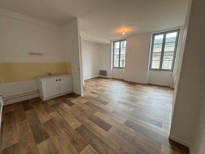 Appartement 2 pièces à Sainte-Foy-la-Grande, à louer