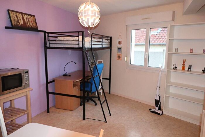 Appartement à louer - Maison Blanche-Wilson, Reims - 1 pièce