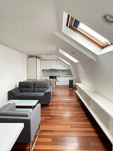 Appartement à louer - Provence Opéra, Paris ème arrondissement - 2 pièces - 1 chambre