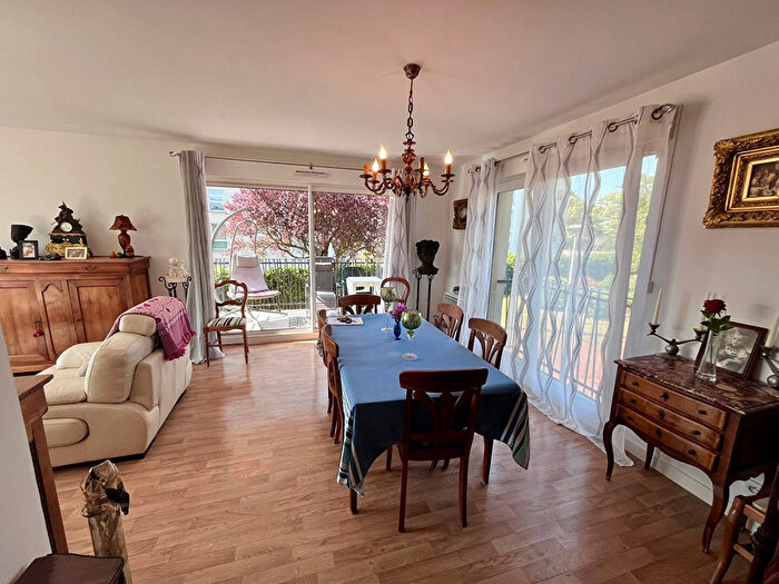 Appartement 5 pièces à vendre - Calais, Petit Pays