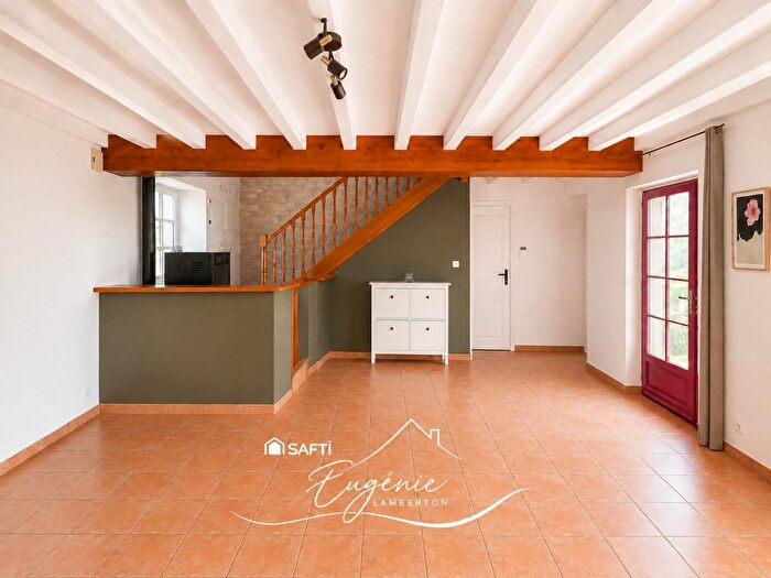 Maison 4 pièces à vendre à Saint-Maxire