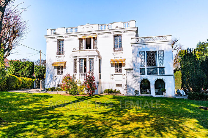Maisons-Laffitte, Centre-ville - Maison 10 pièces à vendre