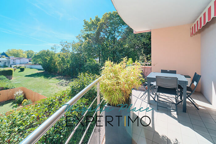Appartement 4 pièces à Saint-Genis-Laval, Barolles, à vendre