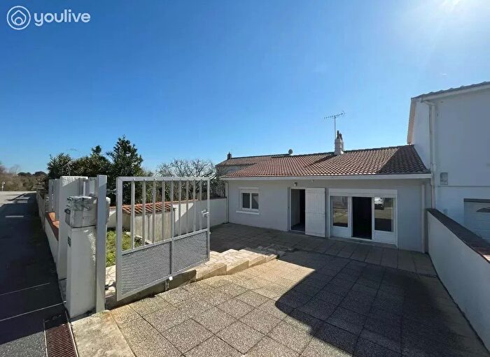 Maison à vendre - Brem-sur-Mer - 4 pièces - 2 chambres