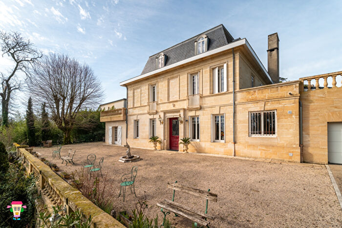 Maison à vendre - Cenon, Cavaillès - 11 pièces - 6 chambres