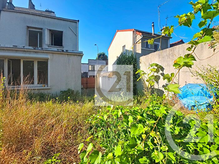 Maison 5 pièces à Ivry-sur-Seine, Petit Ivry, à vendre