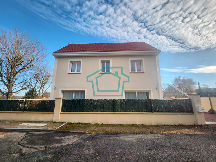 Maison à vendre - Montfort-lAmaury - 5 pièces - 3 chambres