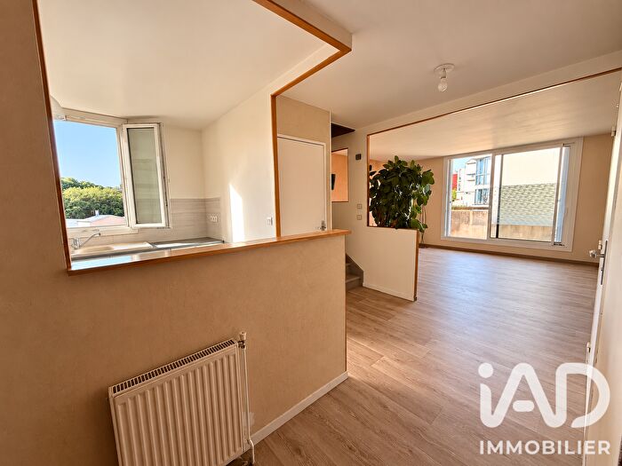 Lognes, Mandinet Sud : Appartement 4 pièces à vendre