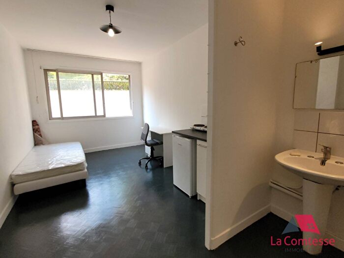 Appartement à louer - Aix en Provence - 1 pièce