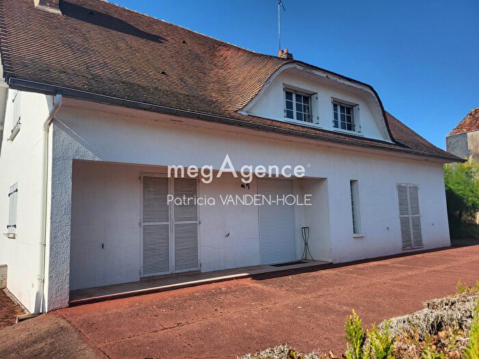 Courtenay : Maison 8 pièces à vendre