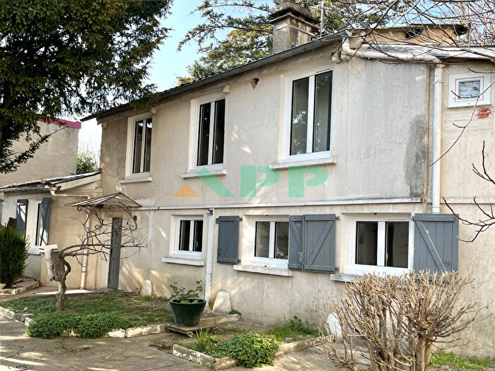 Appartement à vendre - Choisy-le-Roi, Gondoles - 4 pièces - 3 chambres