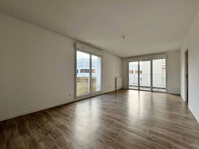 Appartement à louer - Argonne-Champ Chardon-Fontaine-Nécotin, Orléans - 3 pièces - 2 chambres