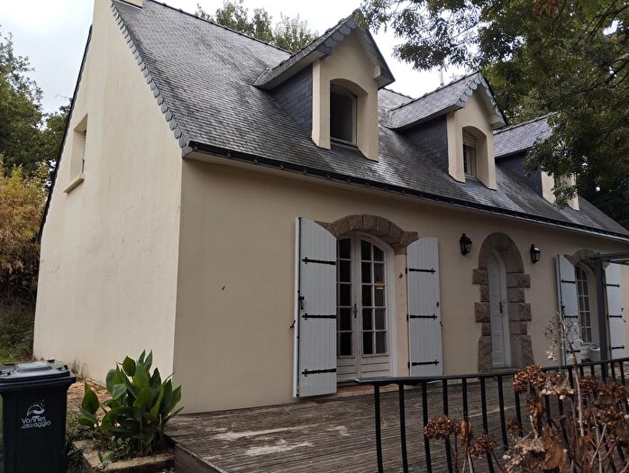 Maison 6 pièces à vendre à Saint-Nolff