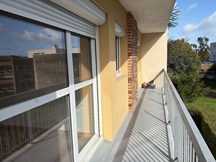 Appartement à vendre - Maurepas, LAgiot - 2 pièces - 1 chambre