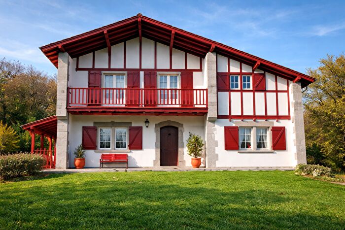 Maison à vendre - Larceveau-Arros-Cibits - 7 pièces - 4 chambres