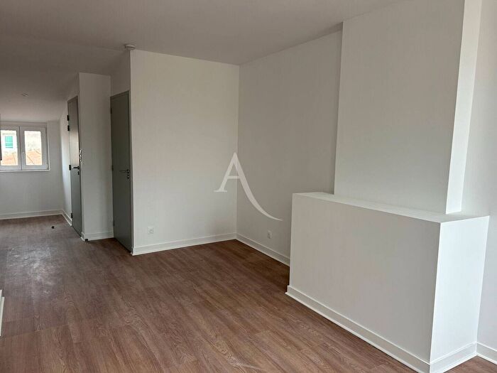 Appartement 2 pièces à Centre Ville Nord, Rochefort, à louer