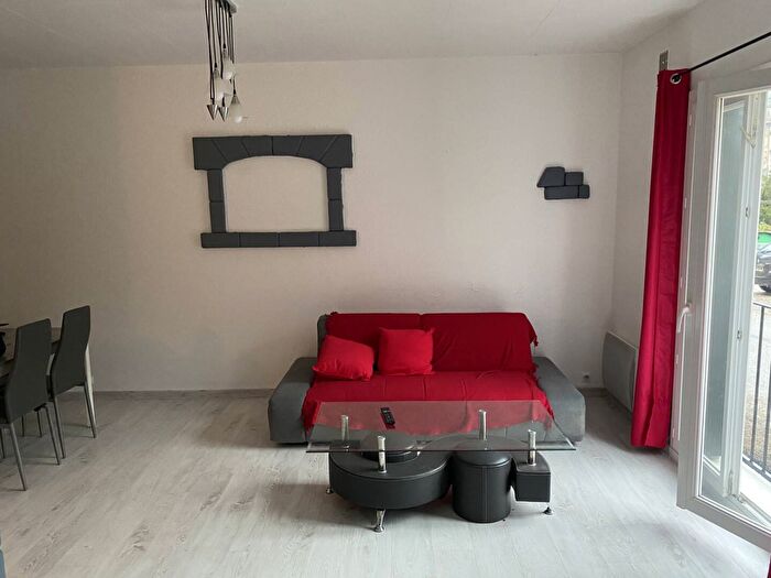 Bez-et-Esparon - Appartement 1 pièce à louer