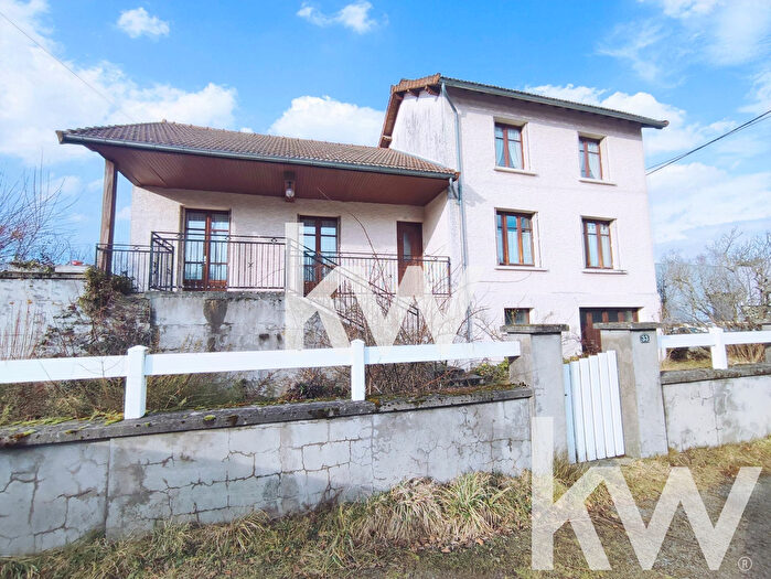 Maison à vendre - Giat - 5 pièces - 3 chambres