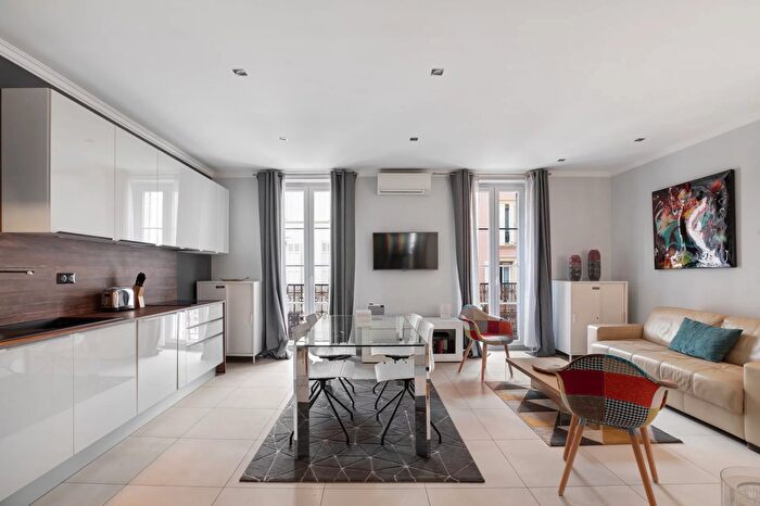 Appartement 3 pièces à vendre - Cannes, Prado, République