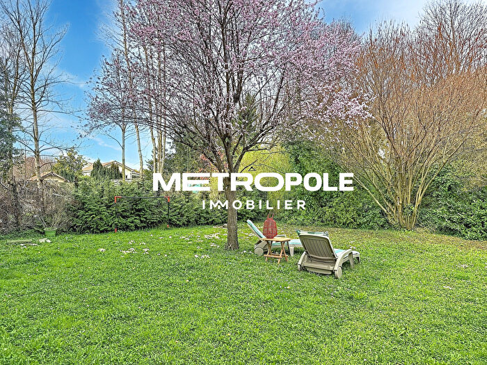 Maison à vendre - Bourgoin-Jallieu, Plambourgoin, Chemins - 6 pièces - 5 chambres