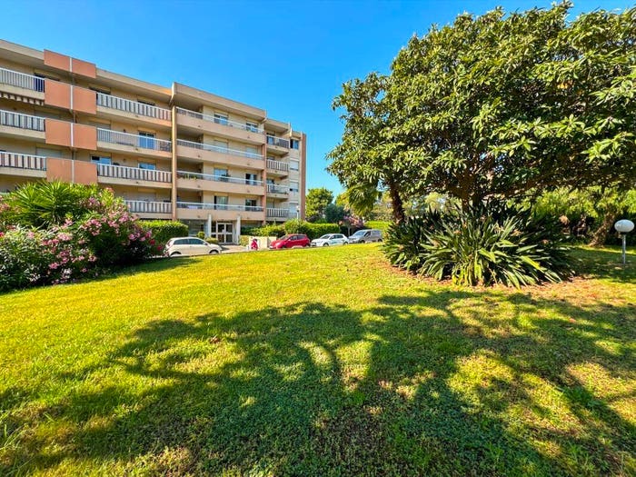 Appartement 3 pièces à louer - Les Combes, Antibes