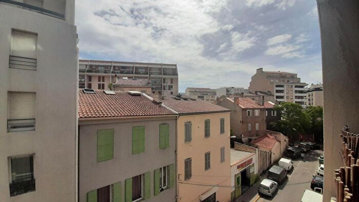 Appartement à louer - Marseille e , Le Rouet - 2 pièces - 1 chambre