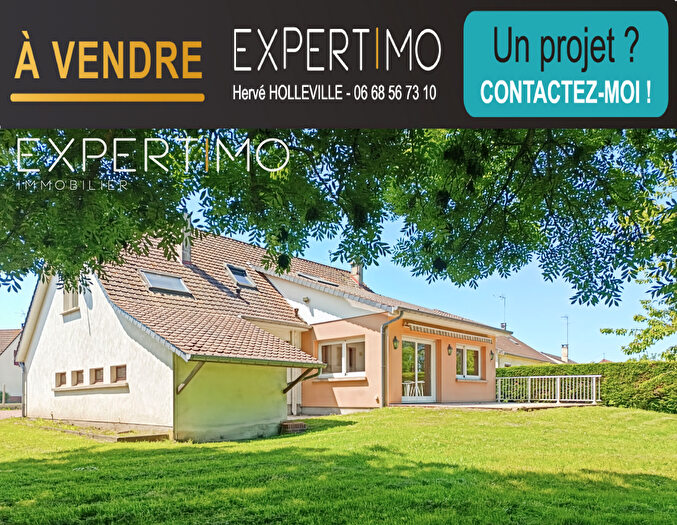 Maison à vendre - Rue - 9 pièces - 4 chambres