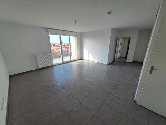 Appartement à louer - Geraniums-Champlantier-La Begude, Feyzin - 3 pièces - 2 chambres