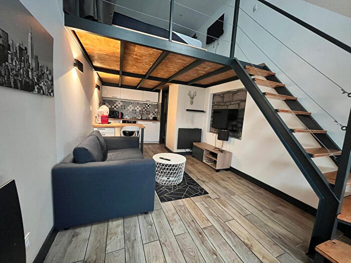 Appartement à louer - Saint-Étienne, Jacquard, Préfecture - 2 pièces - 1 chambre