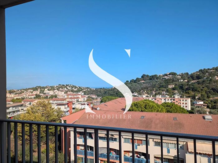 Appartement 3 pièces à vendre à Vallauris, Le Val d'Or, Fournas, Ferratone