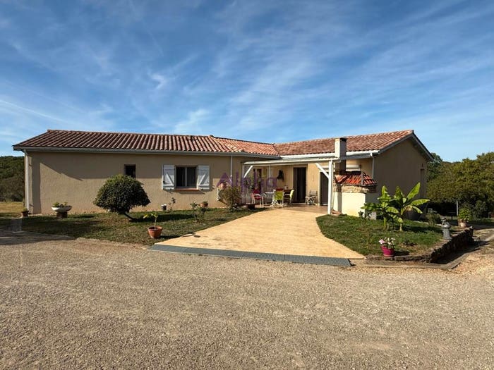 Saint-Projet : Maison 5 pièces à vendre