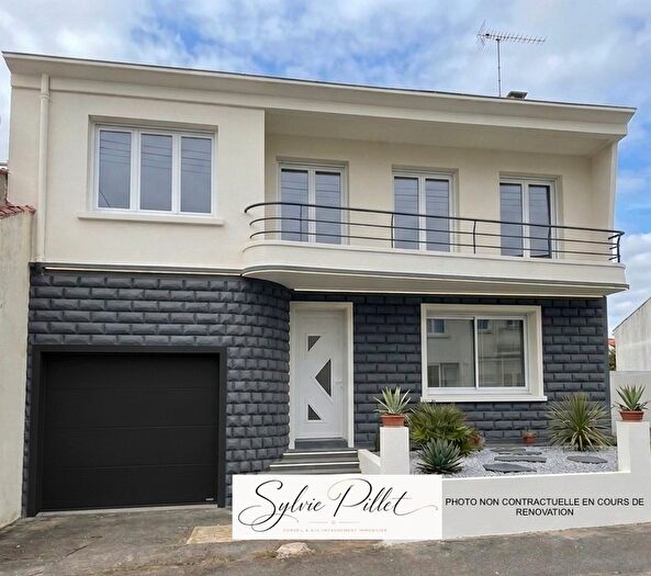 Maison 8 pièces à Luçon, à vendre
