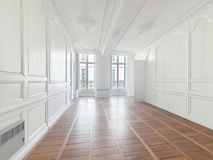 Appartement à vendre - Quartiers Centre, Centre-ville - 3 pièces - 2 chambres