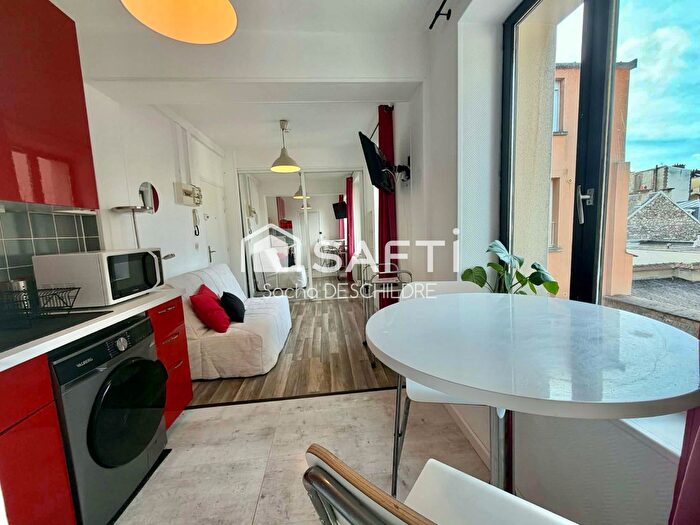 Appartement à louer - Reims, Centre-ville - 1 pièce