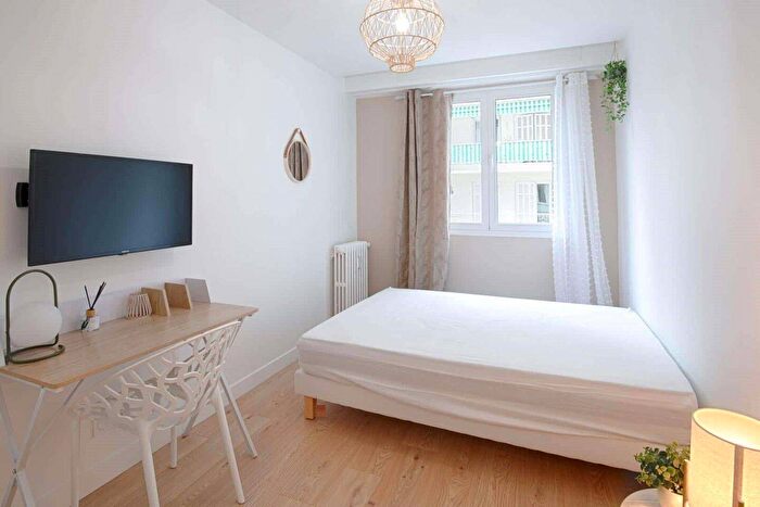 Appartement à louer - Saint Barthelemy, Nice - 1 pièce