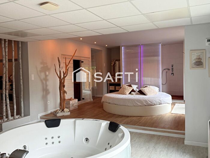 Maison à vendre - Millam - 4 pièces - 3 chambres