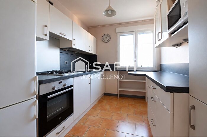 Appartement 4 pièces à vendre - Beauvais, Centre-ville