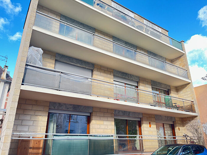 Appartement à vendre - Bois-Colombes, Mairie, Gare - 3 pièces - 2 chambres